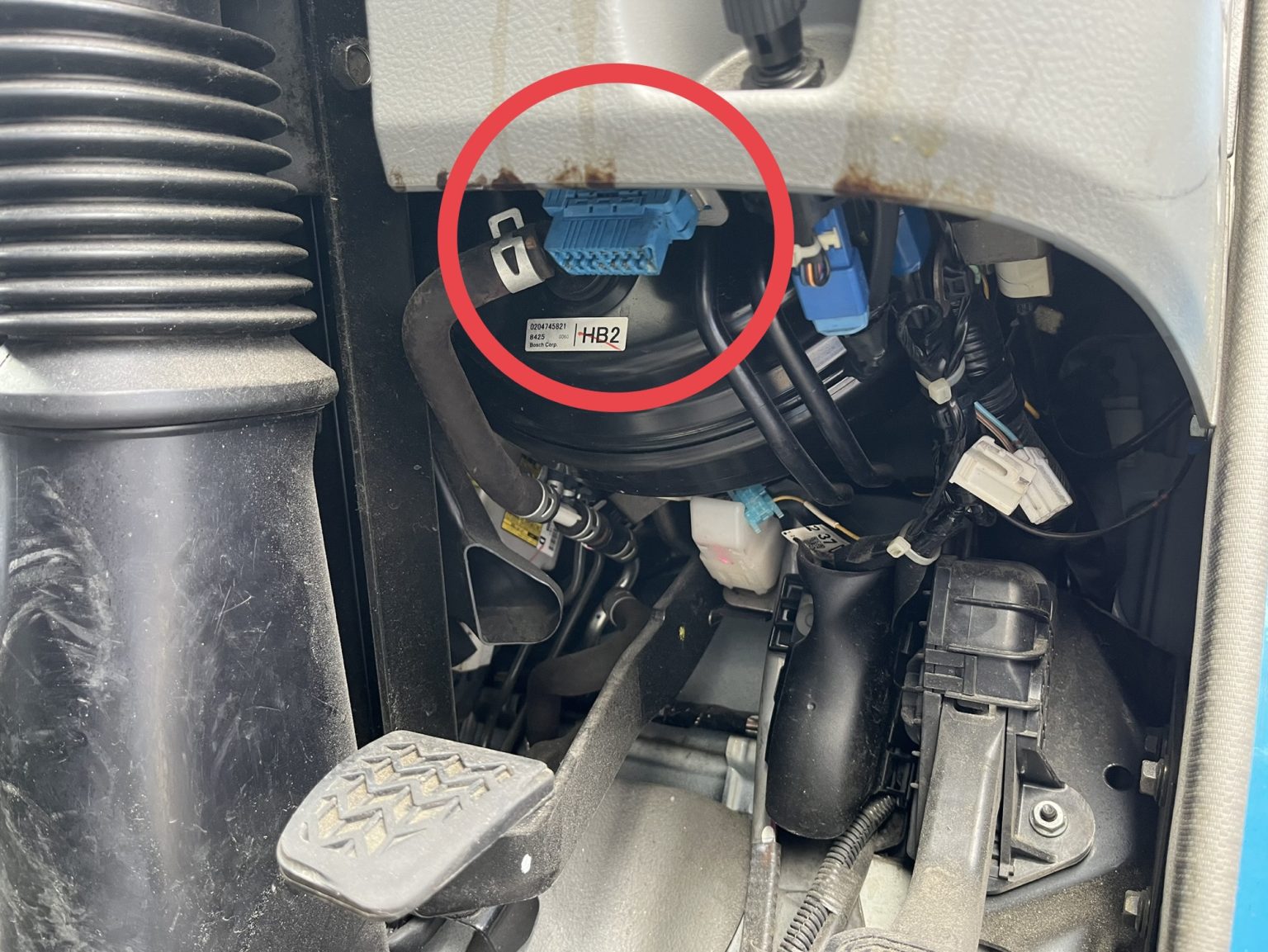 【デュトロ】スパナマークが点滅⁈エンジンオーバーランリセット方法！P0219【動画あり】日野 2KG-XZU640 N04C 小型 修理事例 ...